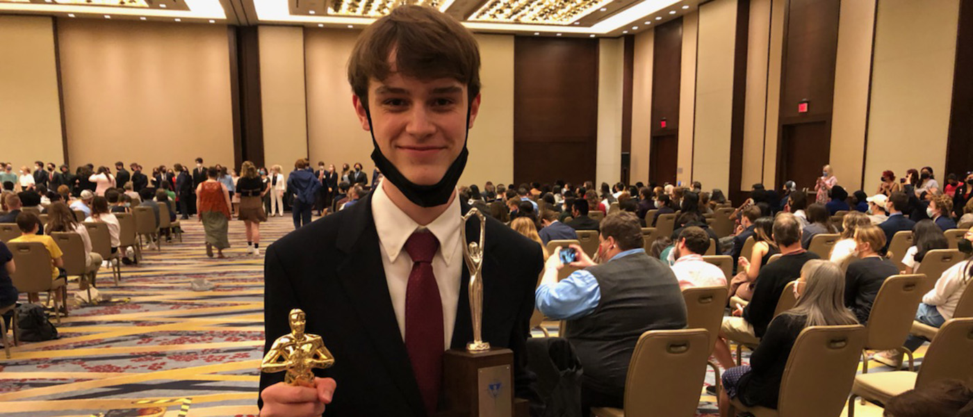 Regis High School: Welcome to Regis High School