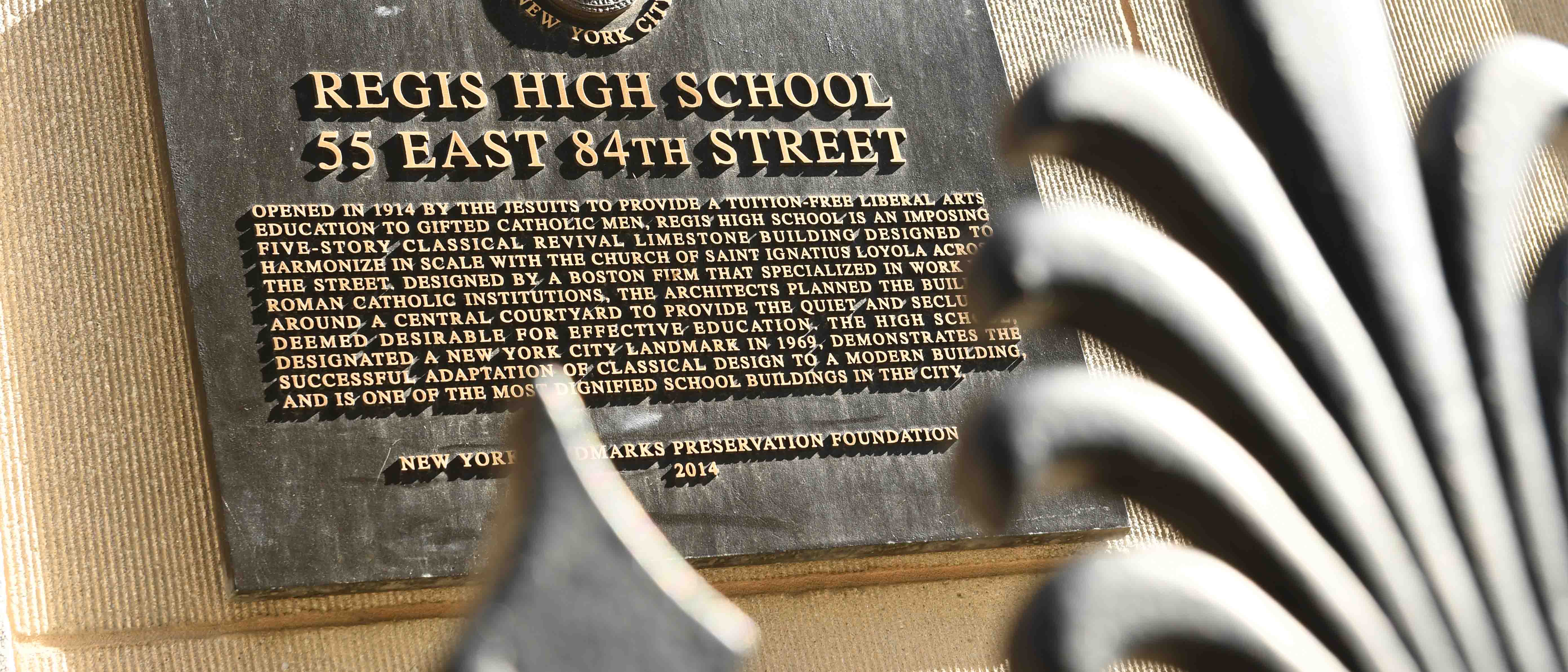 Regis High School: Welcome to Regis High School